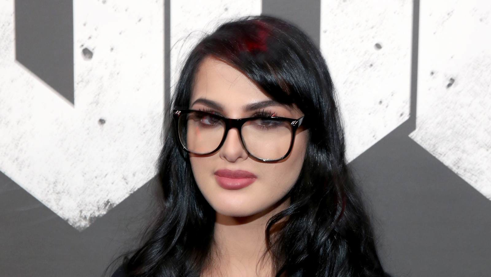 What Plastic Surgery Has Sssniperwolf Gotten Facts And Rumors